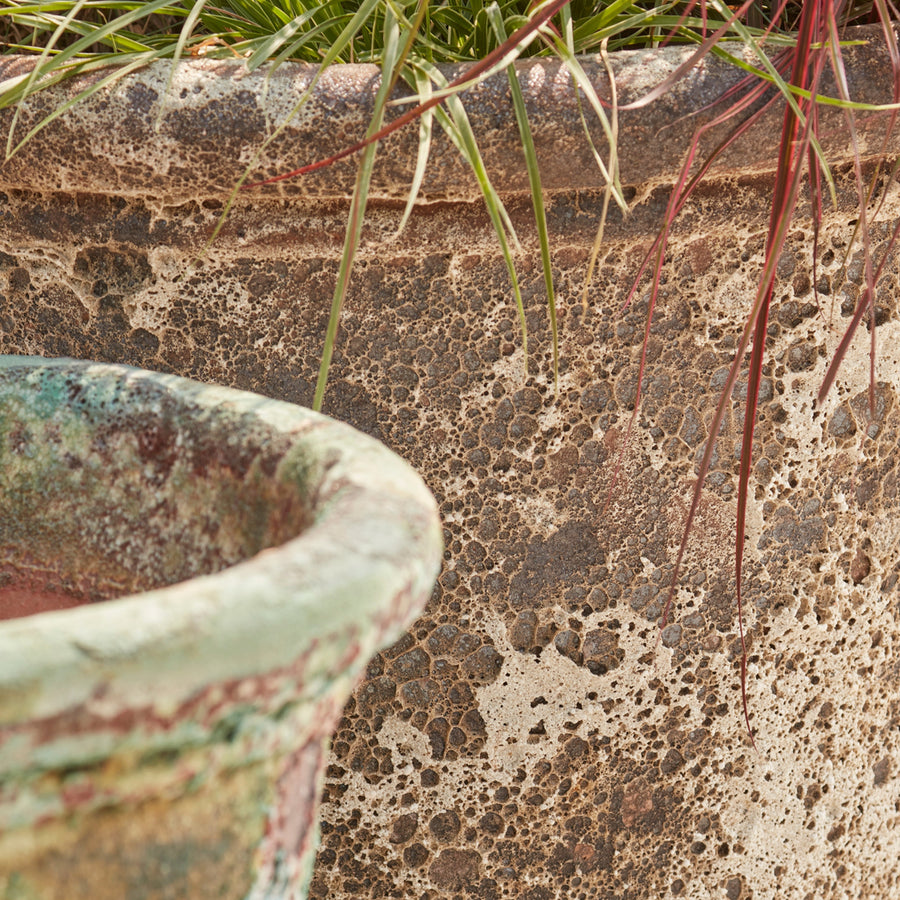 Eris Ancient Stone Plant Pot | Frostproof & Hand-Finished – Gardenesque