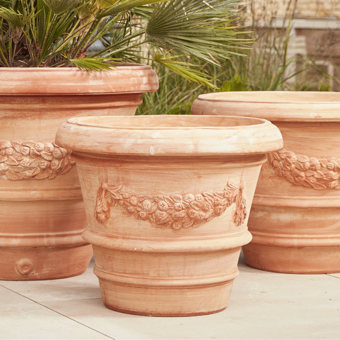 Arezzo Extra Large | Italian Terracotta Plant Pot | Gardenesque