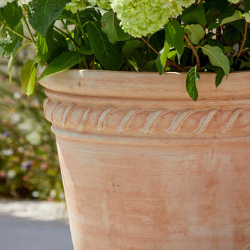 Timeless Outdoor furniture, plant pots and gardenware | Gardenesque